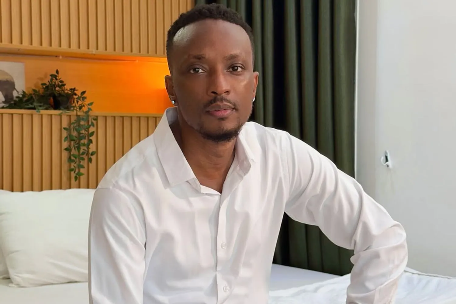 Anda Damisa (LazyWrita) Biography: Life, Career, Suicide and Career ...